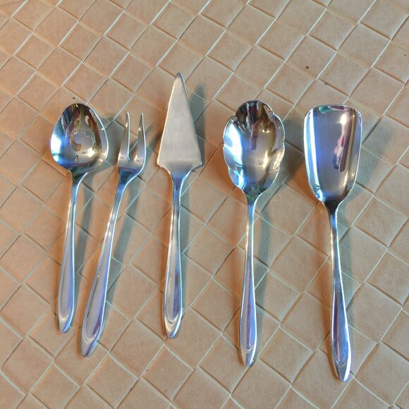 Meriden Silver Plate Co | Dining | Meriden Silver Plate Co Hostess Hors ...